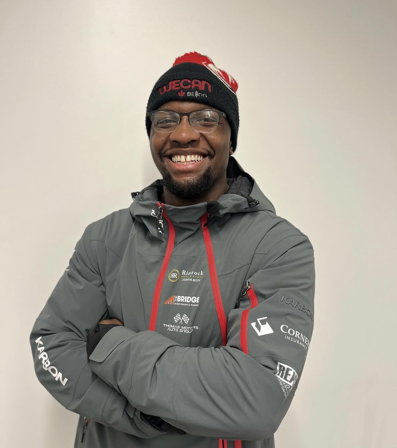 Kenny M’Pindou : de la timidité au triomphe olympique – Radio Cité 97,9 FM